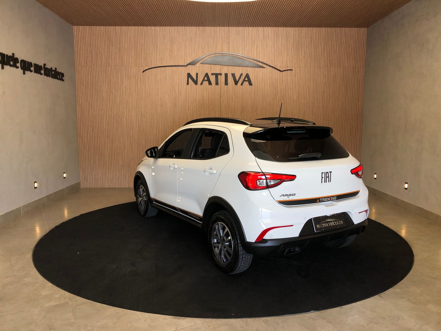 Fiat Argo 1.3 Firefly Flex Trekking Manual 2023 em Marcapercent3dhonda ...