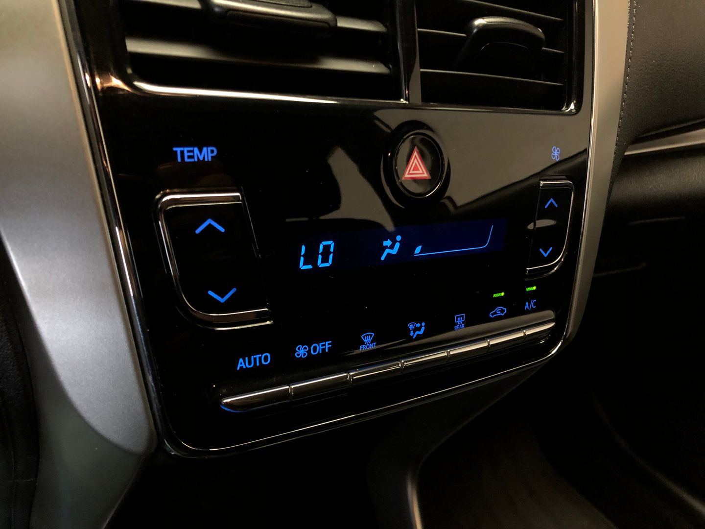 Toyota Yaris 1.5 16V Flex Xl Plus Connect Multidrive 2022 em Brasil | Nativa Veículos