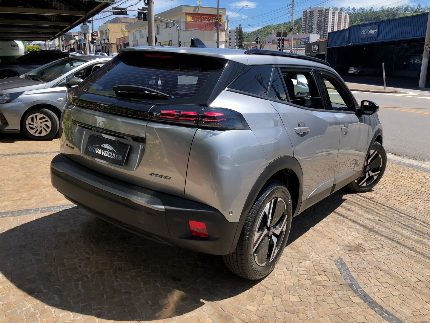 Peugeot 2008 1.0 Turbo 200 Flex Allure Cvt 2025 em Varzea Paulista Sp ...